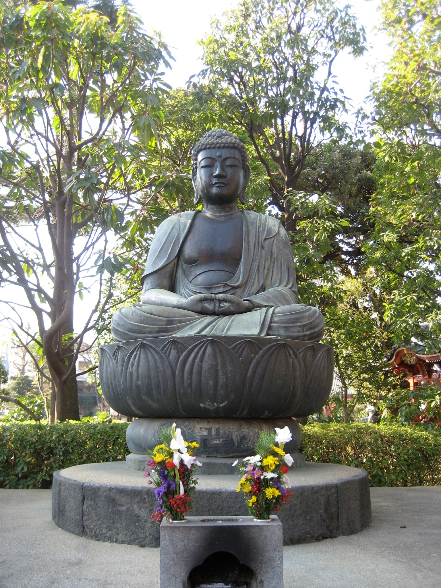 Who Is Amida Buddha: the Buddha of Infinite Light? – Gleanings in ...