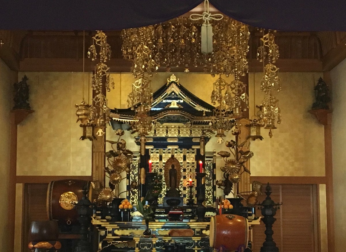 Who Is Amida Buddha: the Buddha of Infinite Light? – Gleanings in ...